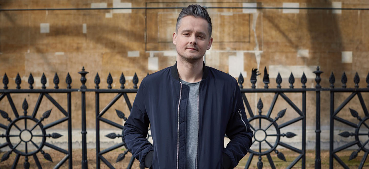 Arts & Crafts - Tom Chaplin